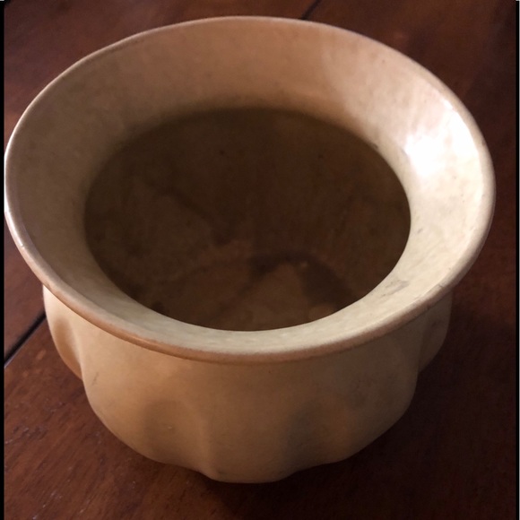 Accents | Vintage Tan Pot Molded 5 12 Tall X 6 12 In Top | Poshmark